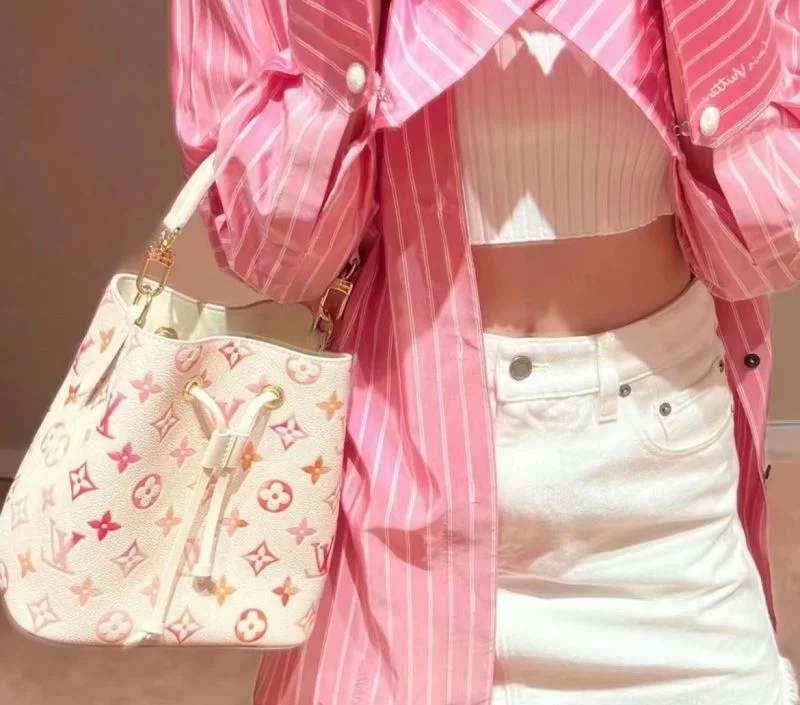 Discounted Louis Vuitton Bucket Bags