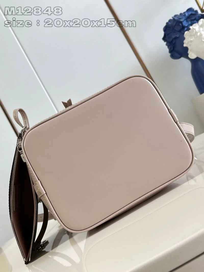 Top match Louis Vuitton Bucket Bags