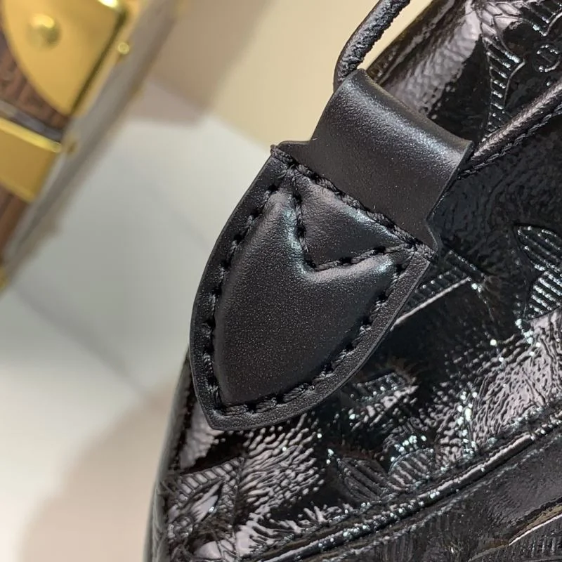 Precise copy Louis Vuitton Bucket Bags