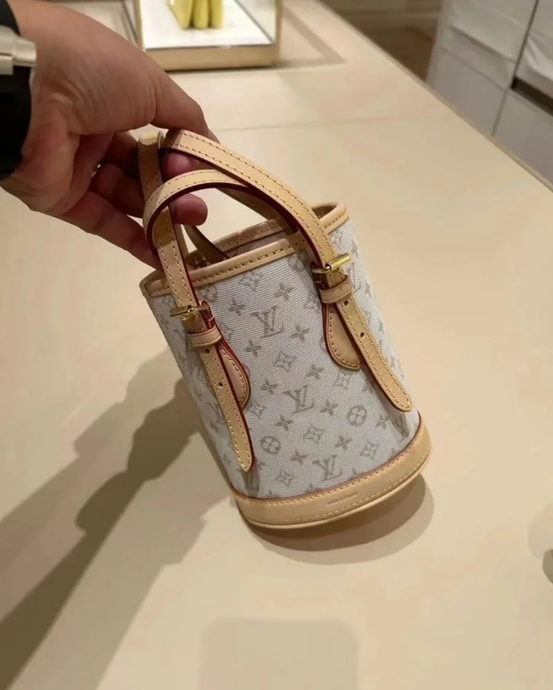 Inexpensive Louis Vuitton Bucket Bags