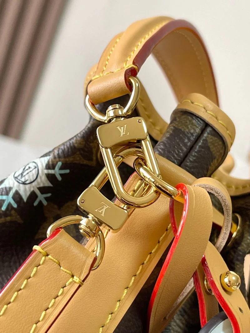 Top match Louis Vuitton Bucket Bags
