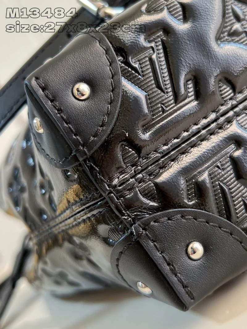 Official Louis Vuitton Bucket Bags
