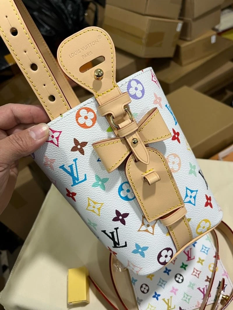 Mirror quality Louis Vuitton Bucket Bags