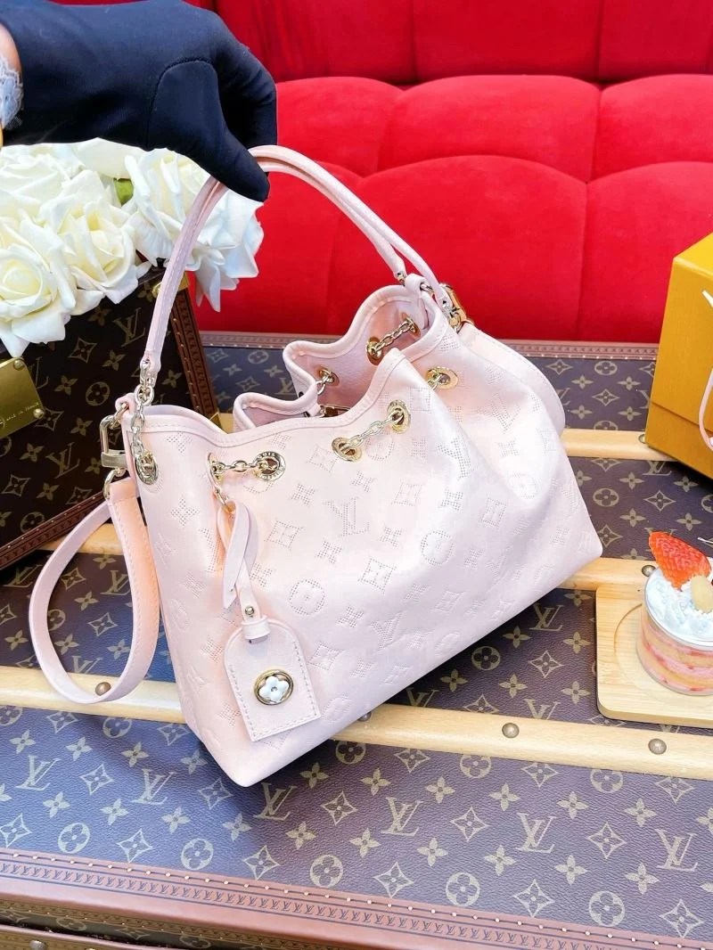 Low-cost Louis Vuitton Bucket Bags