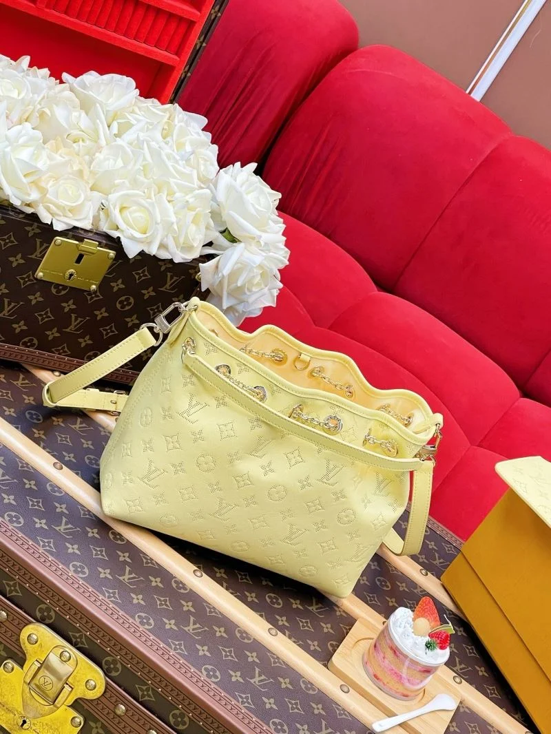 Discounted Louis Vuitton Bucket Bags
