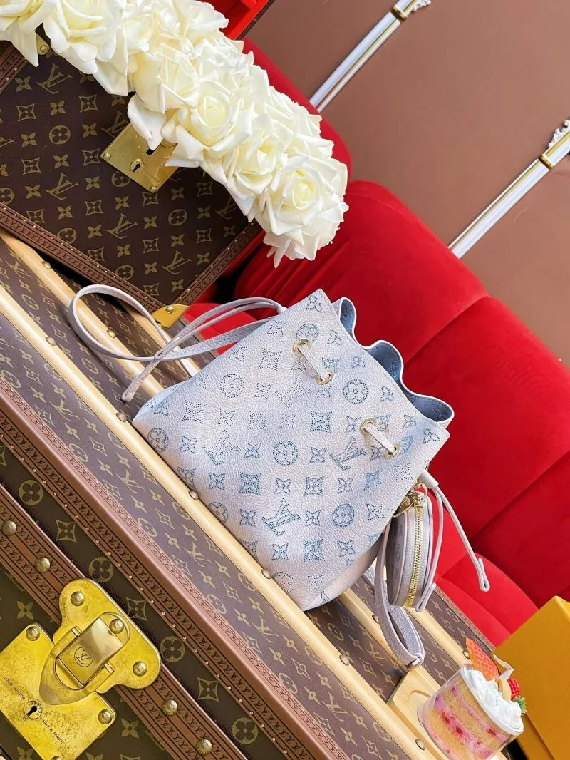 Inexpensive Louis Vuitton Bucket Bags