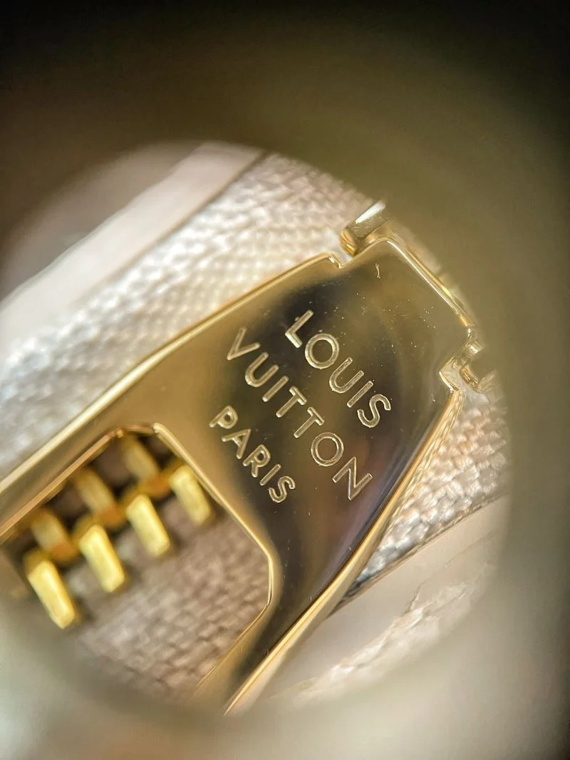 Inexpensive Louis Vuitton Bucket Bags