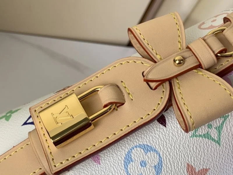 High fidelity Louis Vuitton Bucket Bags