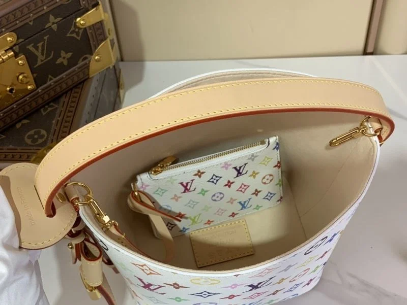High fidelity Louis Vuitton Bucket Bags