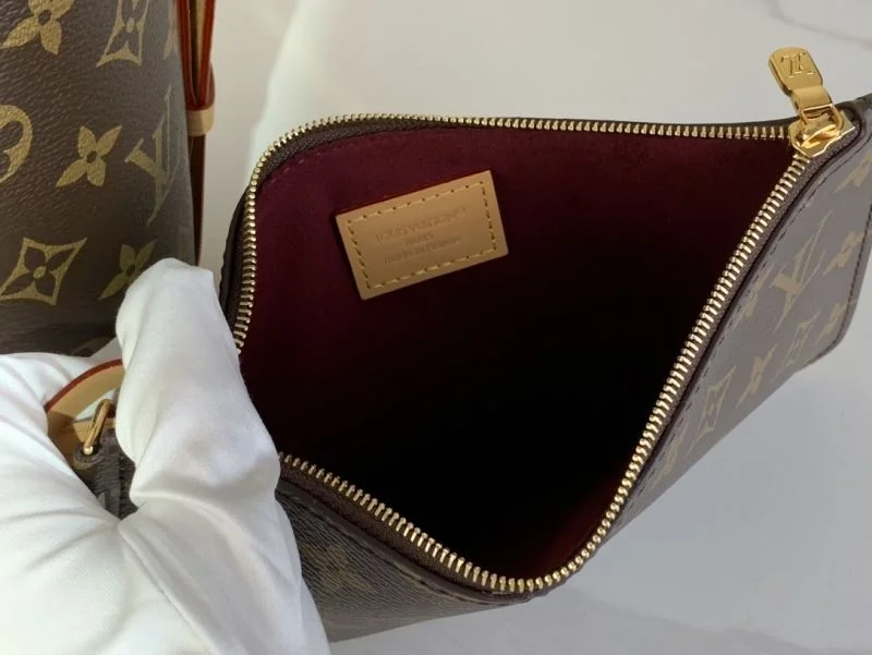 Top match Louis Vuitton Bucket Bags