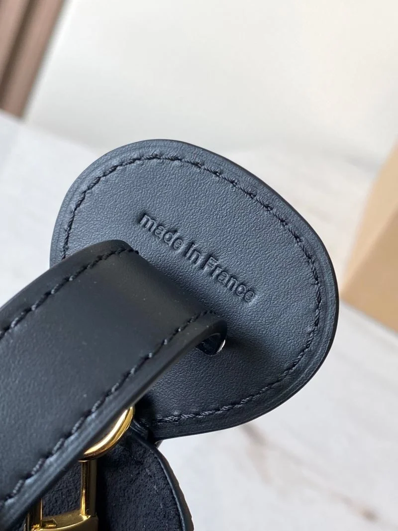 Official Louis Vuitton Bucket Bags