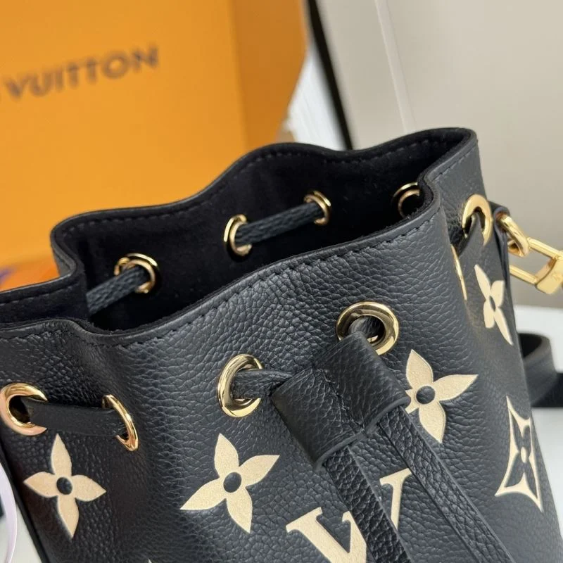 Bargain Louis Vuitton Bucket Bags