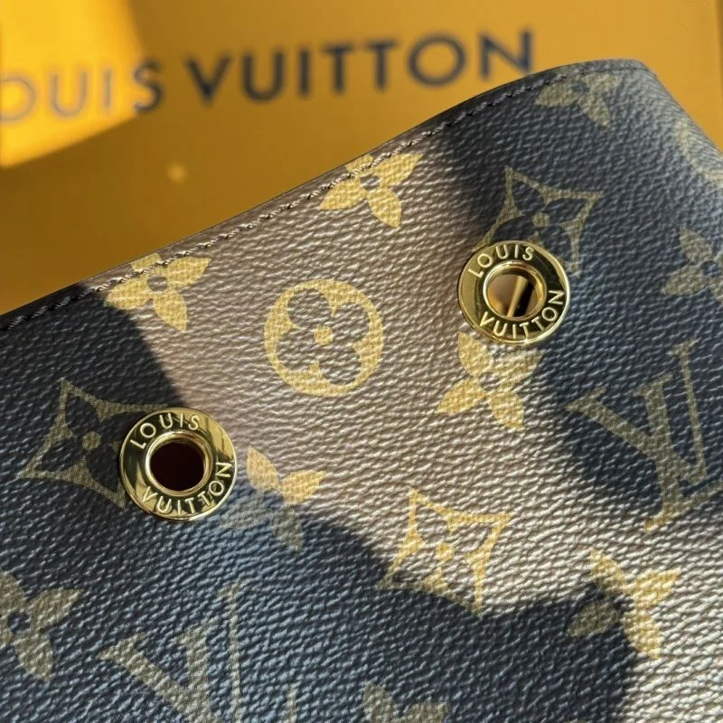 Cut-rate Louis Vuitton Bucket Bags