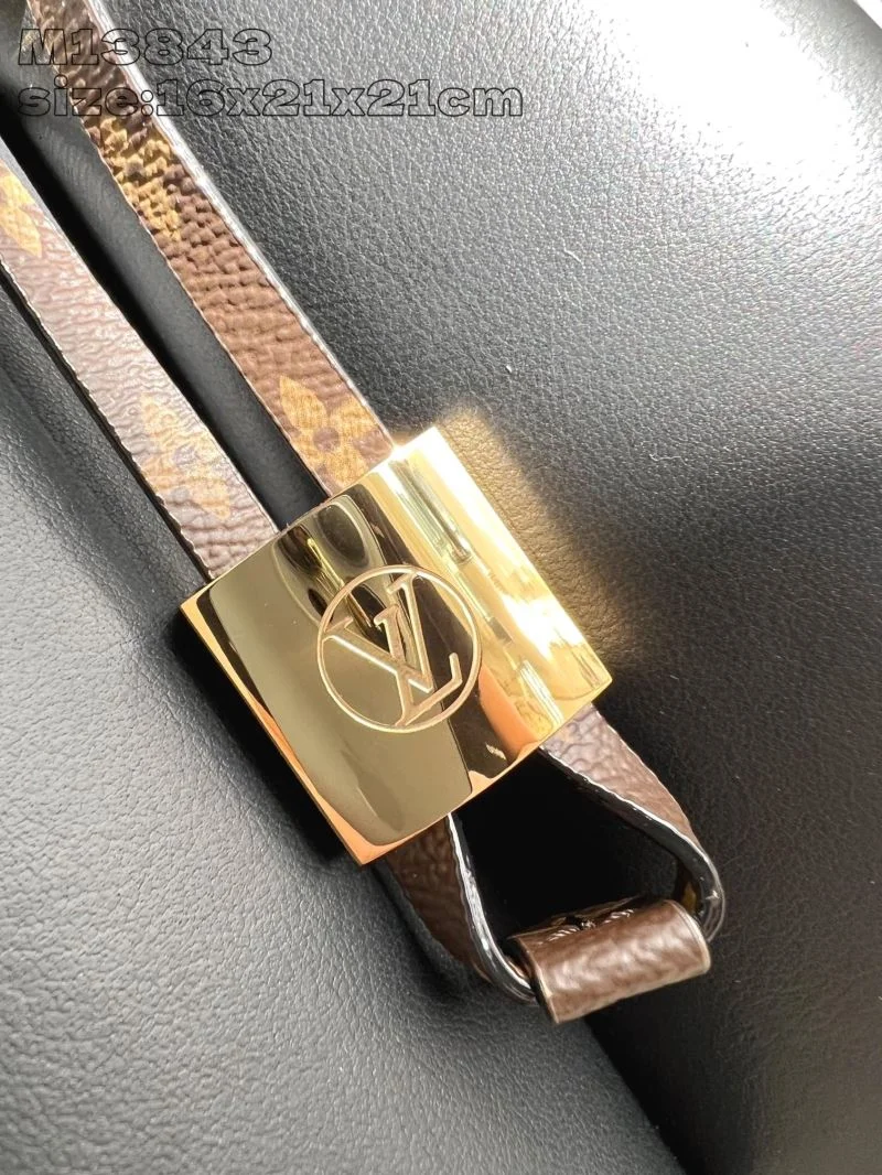Cut-rate Louis Vuitton Bucket Bags