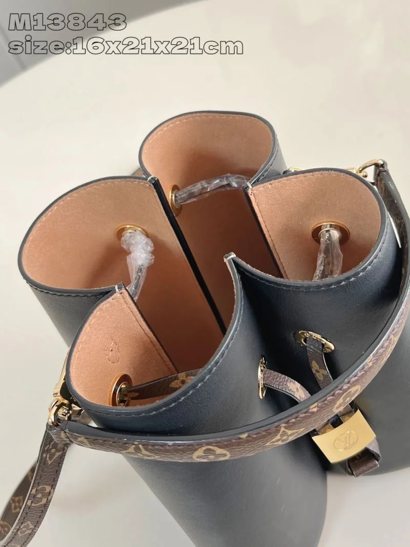 Cut-rate Louis Vuitton Bucket Bags