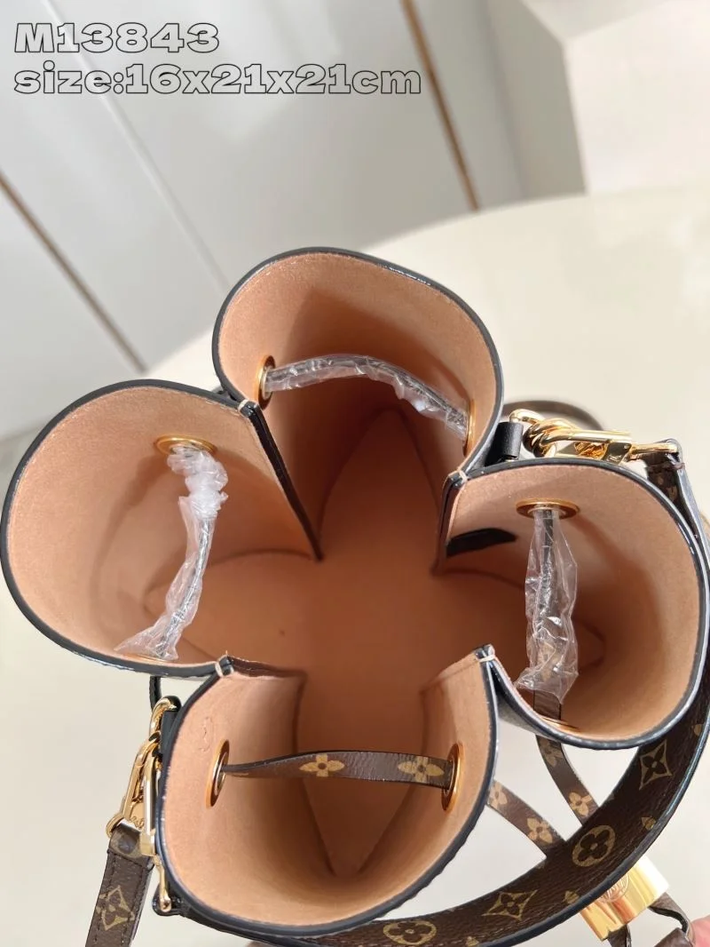 Cut-rate Louis Vuitton Bucket Bags