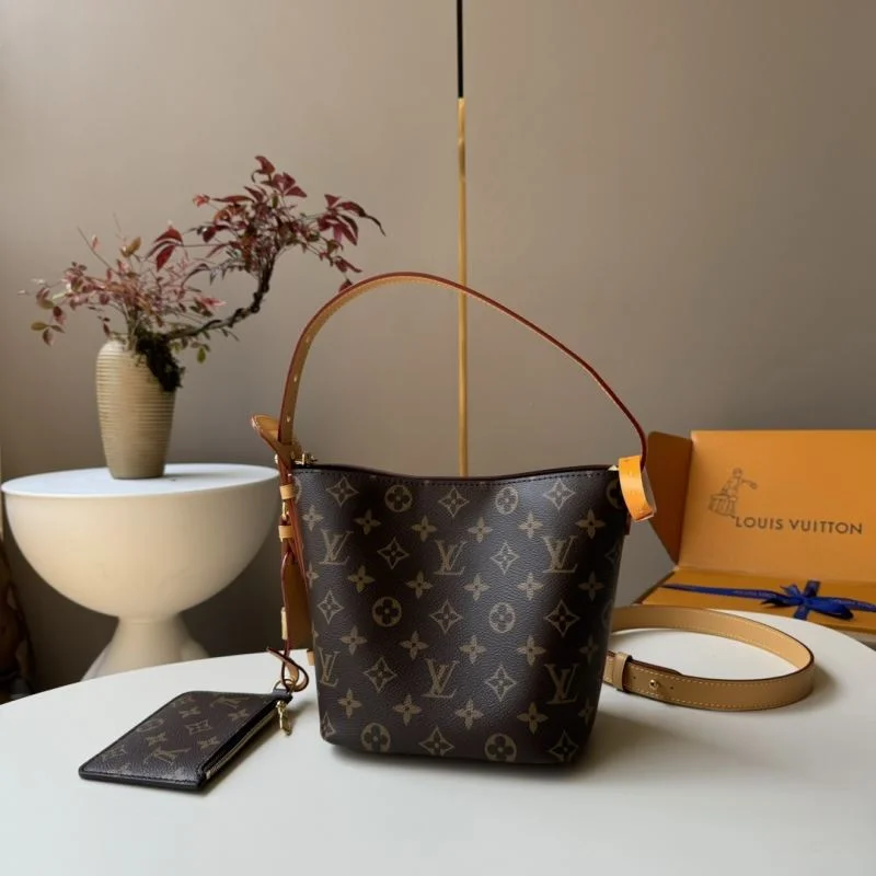 Accurate model Louis Vuitton Bucket Bags