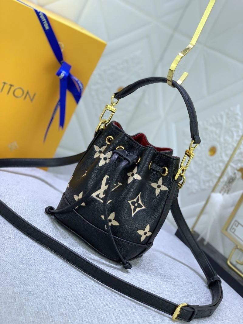 Accurate model Louis Vuitton Bucket Bags