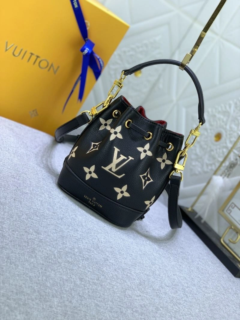 Accurate model Louis Vuitton Bucket Bags