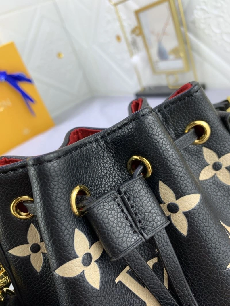 Accurate model Louis Vuitton Bucket Bags