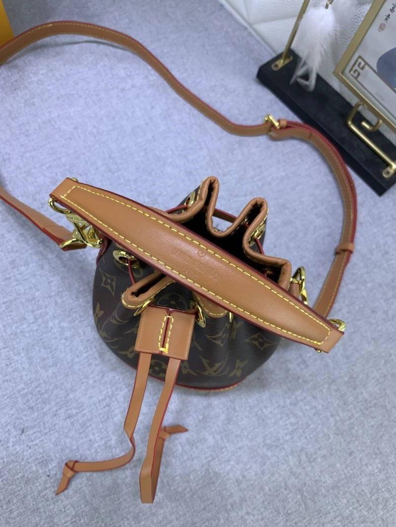 Official Louis Vuitton Bucket Bags