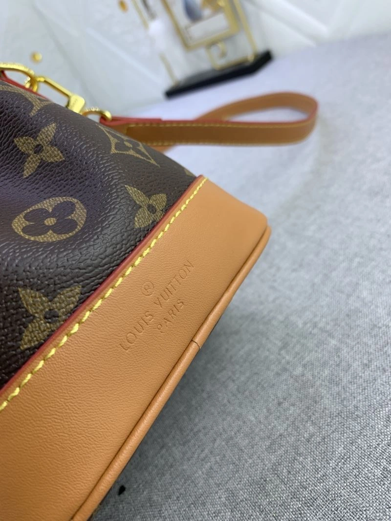 Official Louis Vuitton Bucket Bags