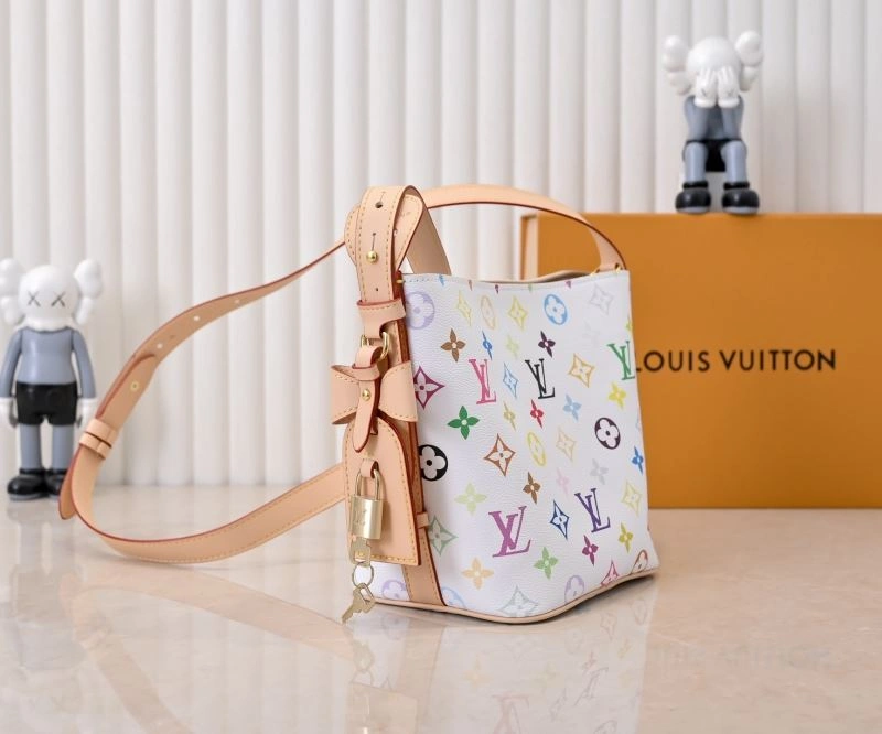 Bargain Louis Vuitton Bucket Bags