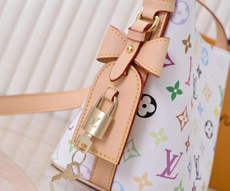 Bargain Louis Vuitton Bucket Bags