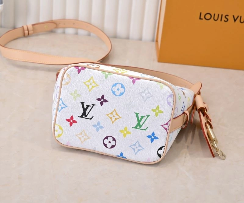 Bargain Louis Vuitton Bucket Bags