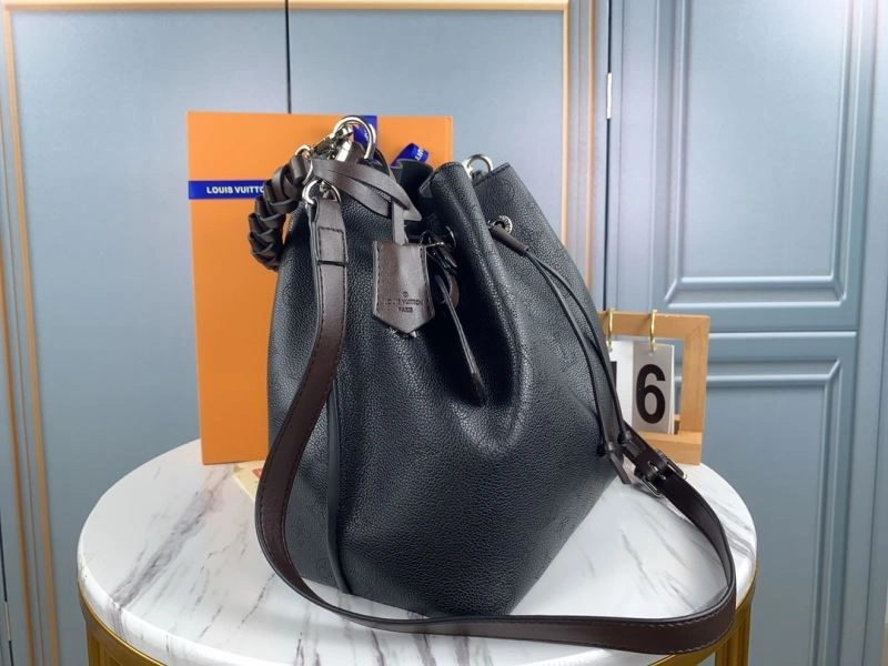 Discounted Louis Vuitton Bucket Bags