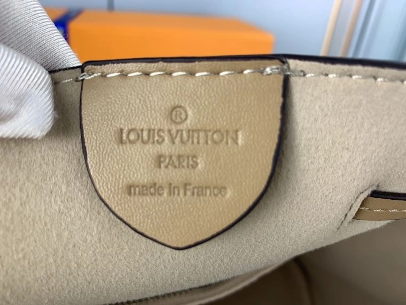 Low-cost Louis Vuitton Bucket Bags
