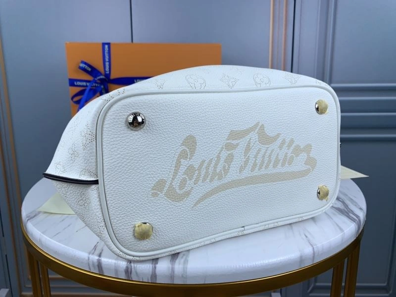 Cut-rate Louis Vuitton Bucket Bags