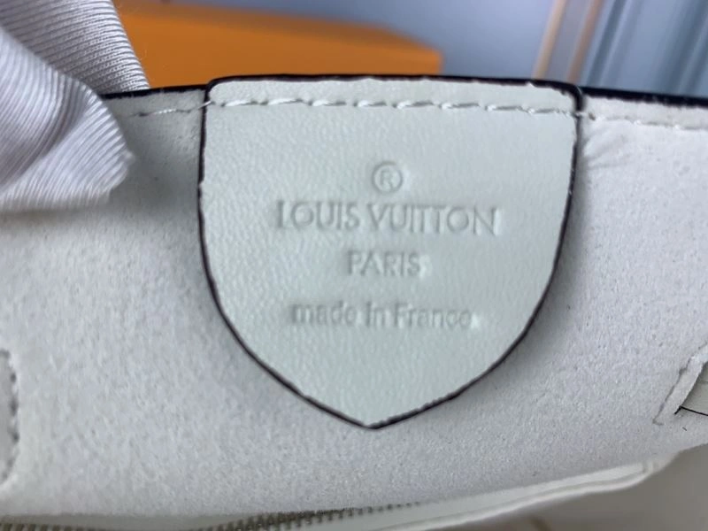 Cut-rate Louis Vuitton Bucket Bags