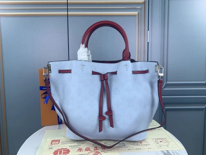 Accurate model Louis Vuitton Bucket Bags