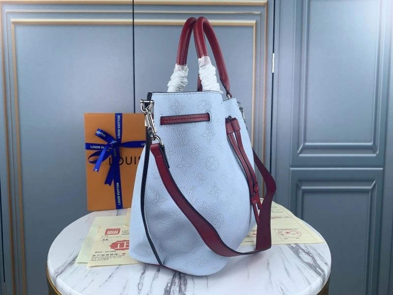 Accurate model Louis Vuitton Bucket Bags