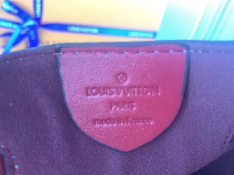 Accurate model Louis Vuitton Bucket Bags