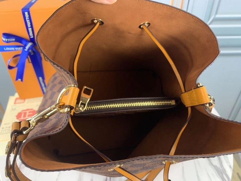 Brand-authenticated Louis Vuitton Bucket Bags