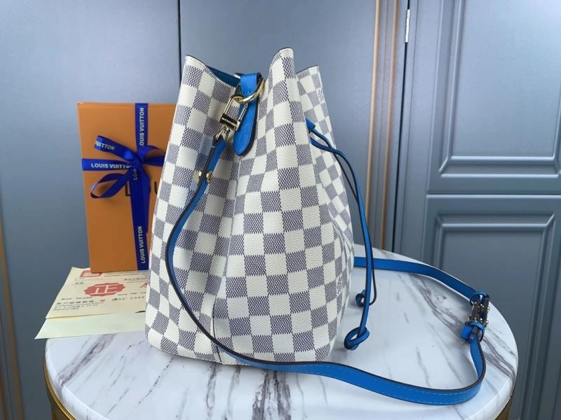 Inexpensive Louis Vuitton Bucket Bags