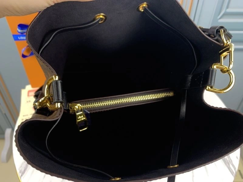 High accuracy Louis Vuitton Bucket Bags