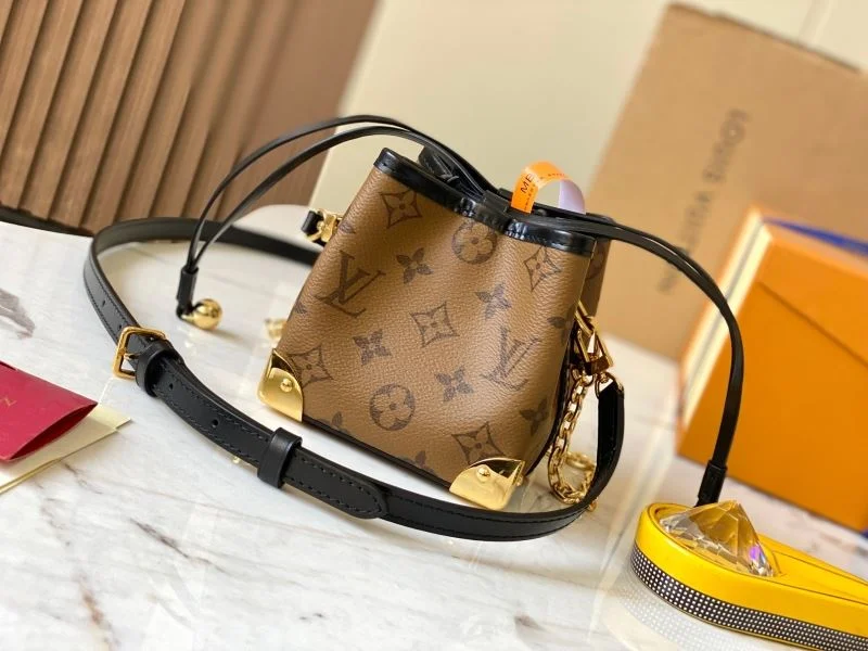Low-cost Louis Vuitton Bucket Bags