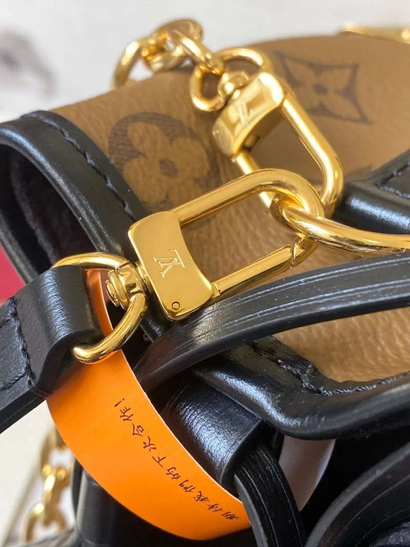 Low-cost Louis Vuitton Bucket Bags