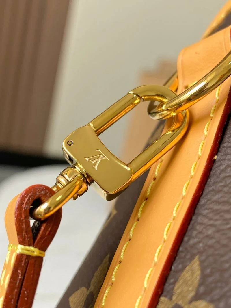 Brand-authenticated Louis Vuitton Bucket Bags