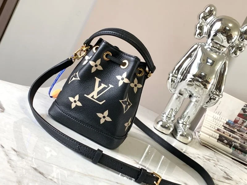 Top match Louis Vuitton Bucket Bags