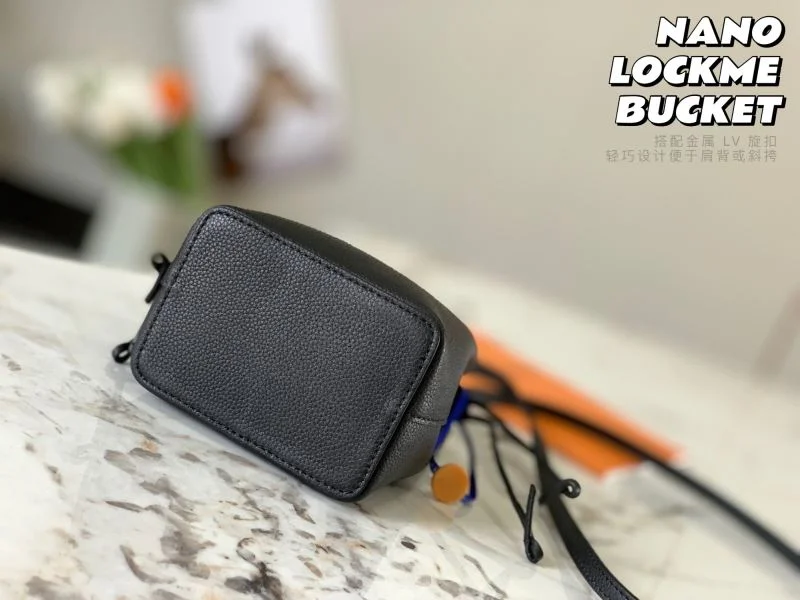 Accurate model Louis Vuitton Bucket Bags