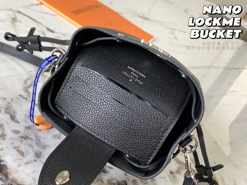 Accurate model Louis Vuitton Bucket Bags
