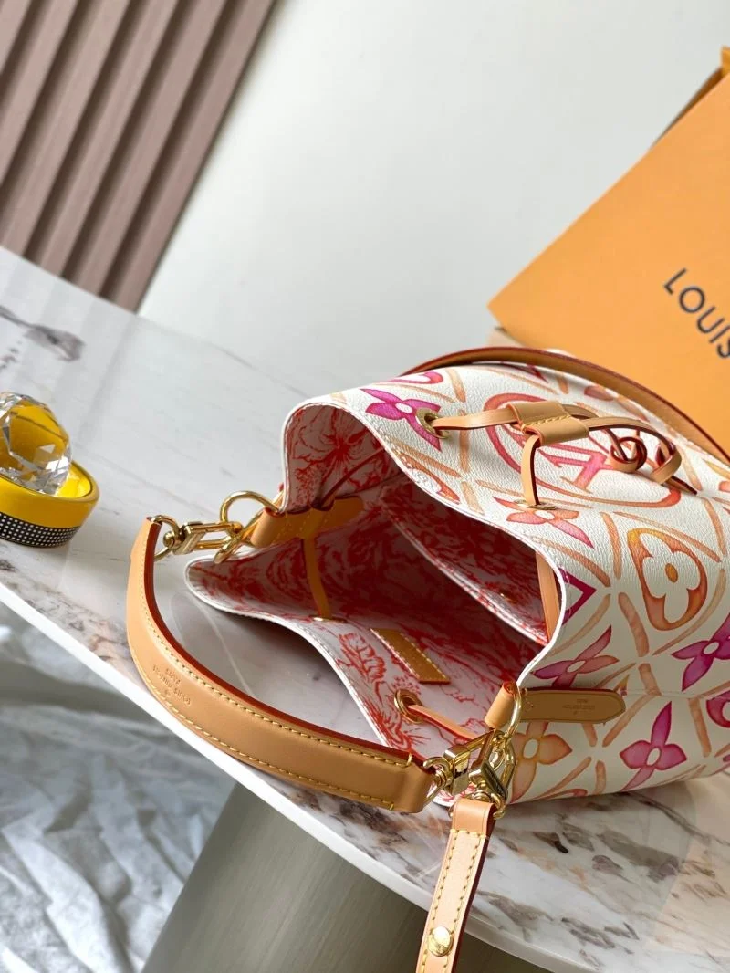 Perfect replica Louis Vuitton Bucket Bags