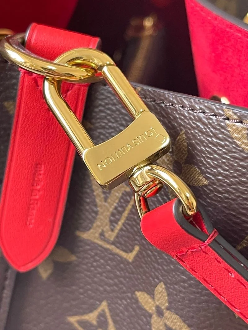 Inexpensive Louis Vuitton Bucket Bags