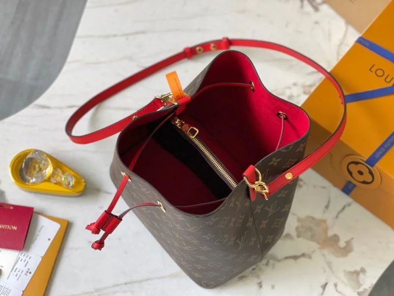 Inexpensive Louis Vuitton Bucket Bags