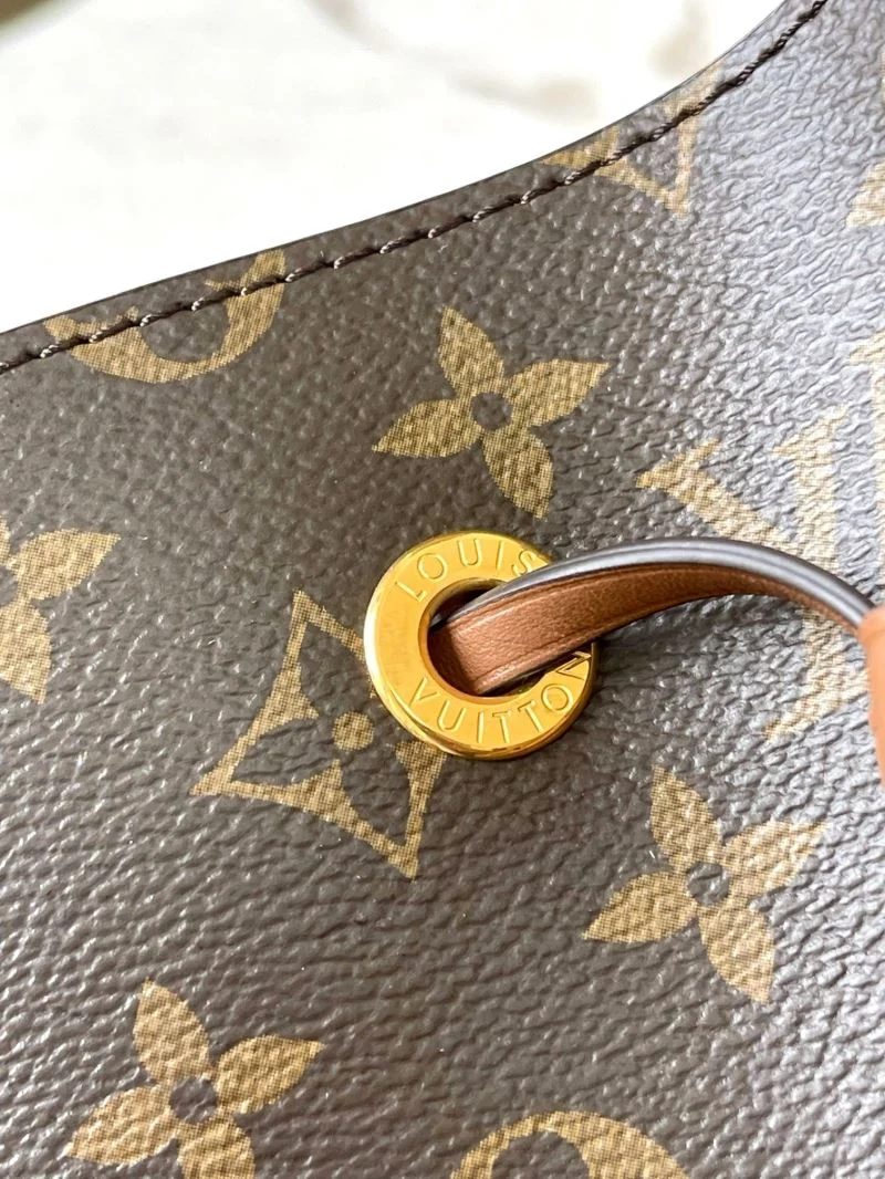 Brand-authenticated Louis Vuitton Bucket Bags