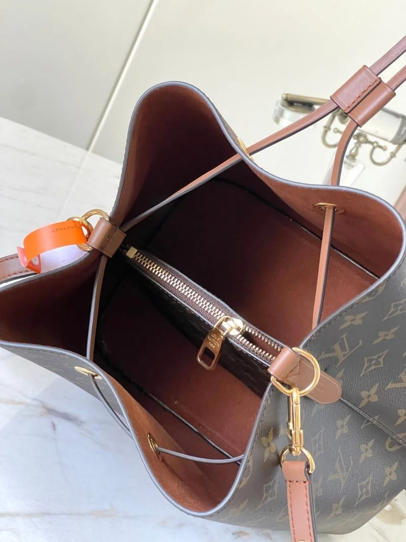 Brand-authenticated Louis Vuitton Bucket Bags